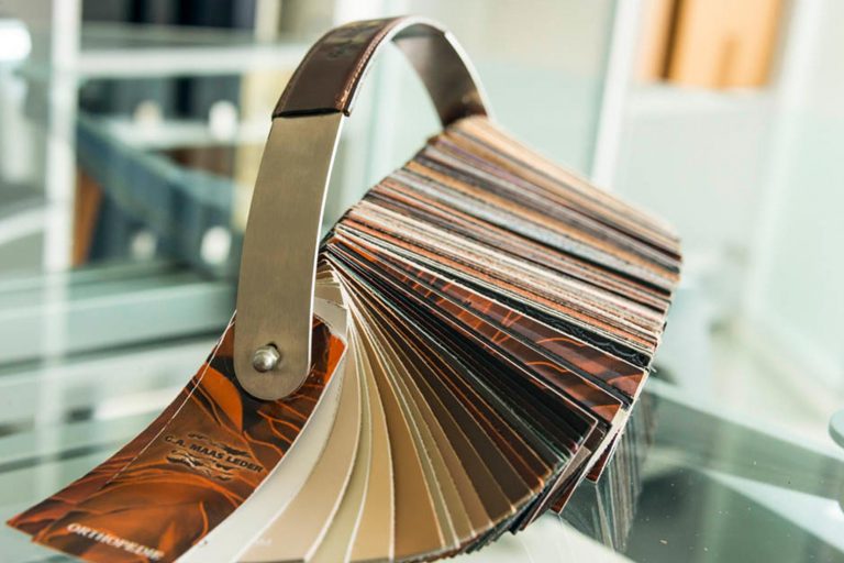 Mazzette colori disponibili per pellame e tessuti | Kimoco srl